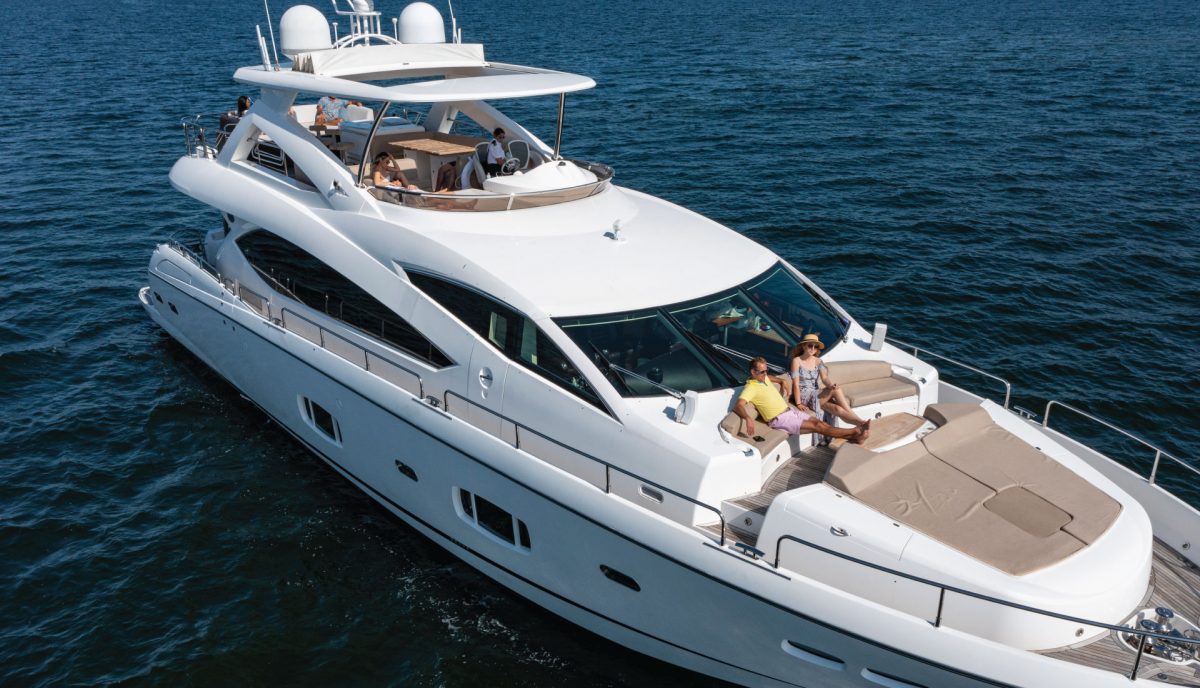 Splashed Out | Sunburst Yacht Charters